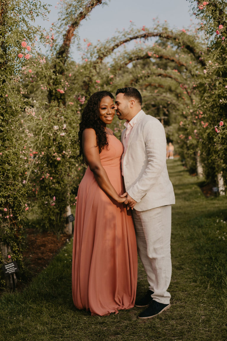 Elizabeth Park: Janelle & Sam's Engagement - parlamerphotography.com